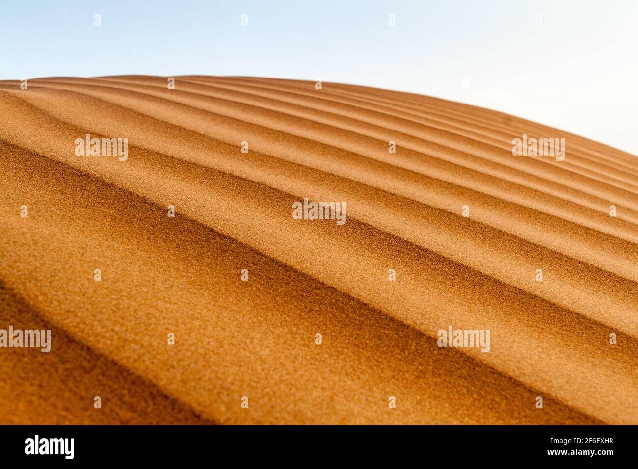 Oman sand dunes hi-res stock photography and images - Alamy