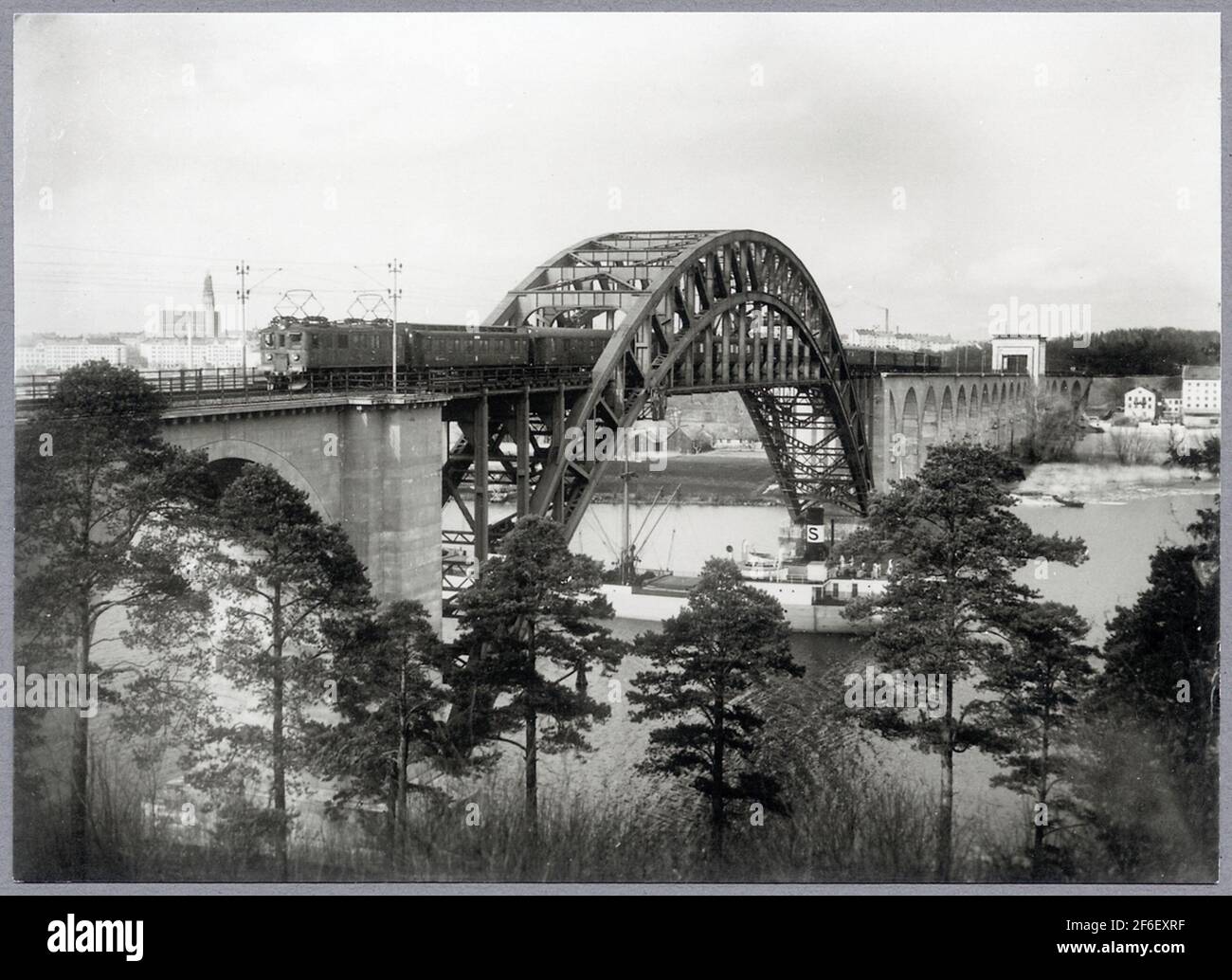 The Årstabron with a passenger train. State Railways, SJ D Stock Photo ...