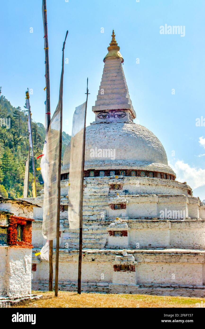 Chendebji Chorten, Trongsa, Bhutan Stock Photo - Alamy