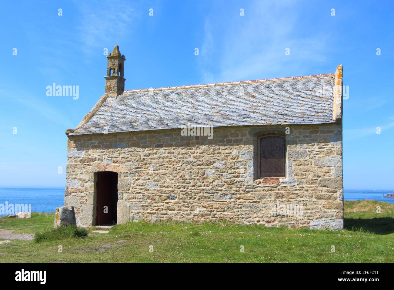 Saint samson chapel hi-res stock photography and images - Alamy