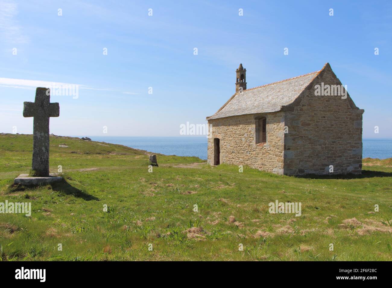 Saint samson chapel hi-res stock photography and images - Alamy