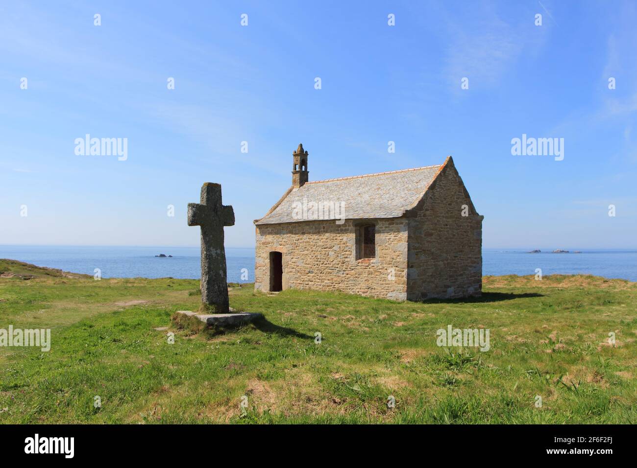 Saint samson chapel hi-res stock photography and images - Alamy
