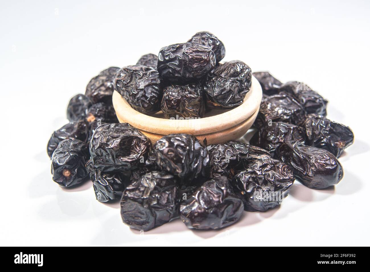 Ajwa dates is a soft dry variety of date fruit from Saudi Arabia. It is ...