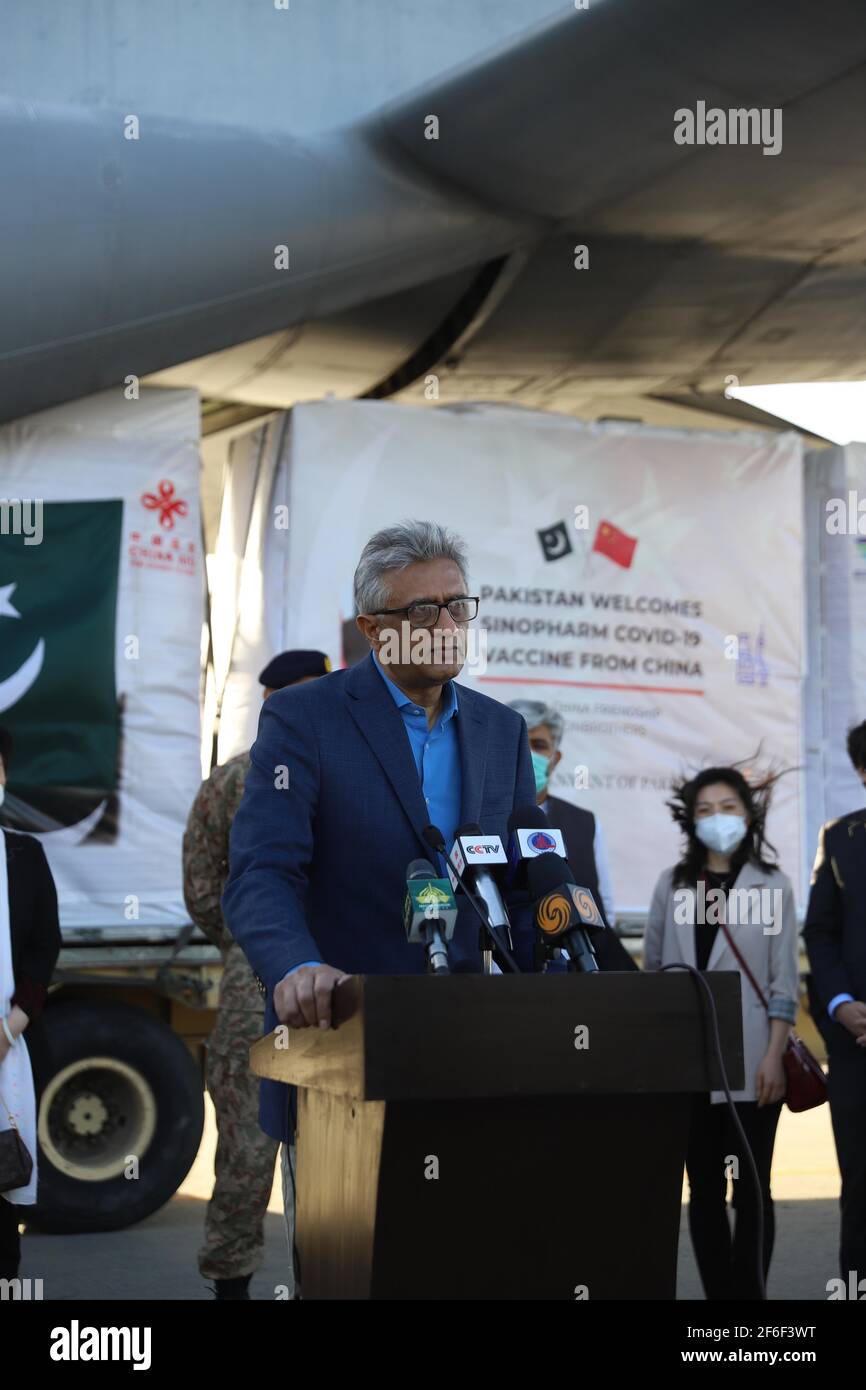 Islamabad. 31st Mar, 2021. Special Assistant to the Pakistani Prime ...