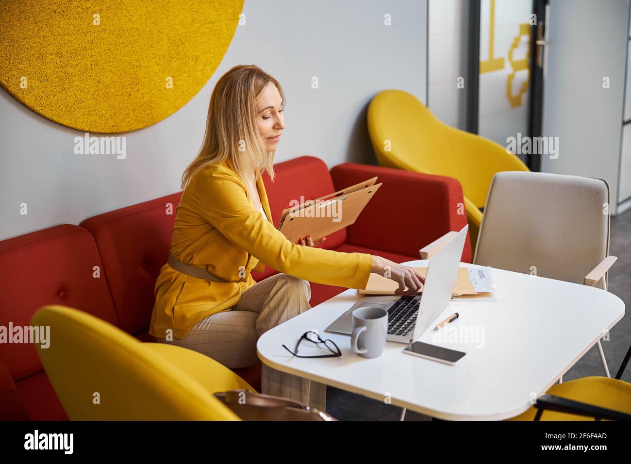 Office designer preparing workplace work hi-res stock photography and ...