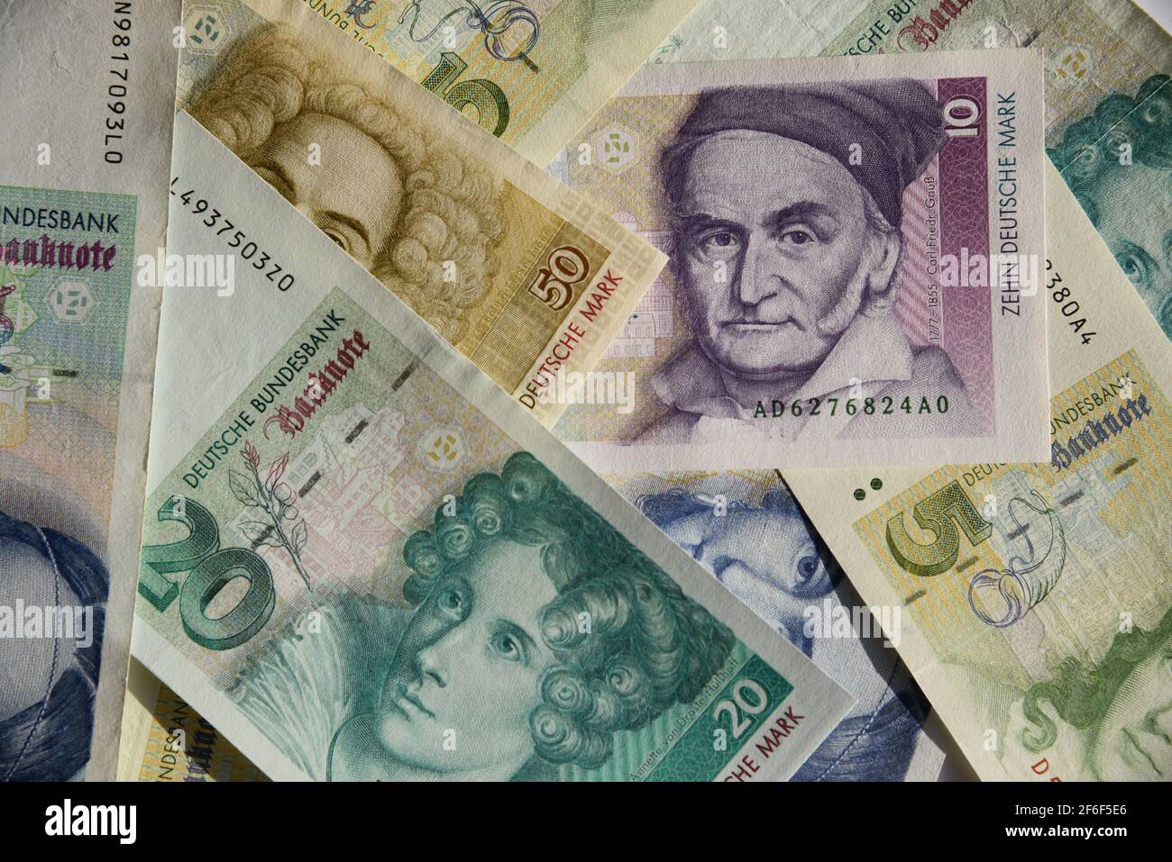 German bank notes hi-res stock photography and images - Alamy