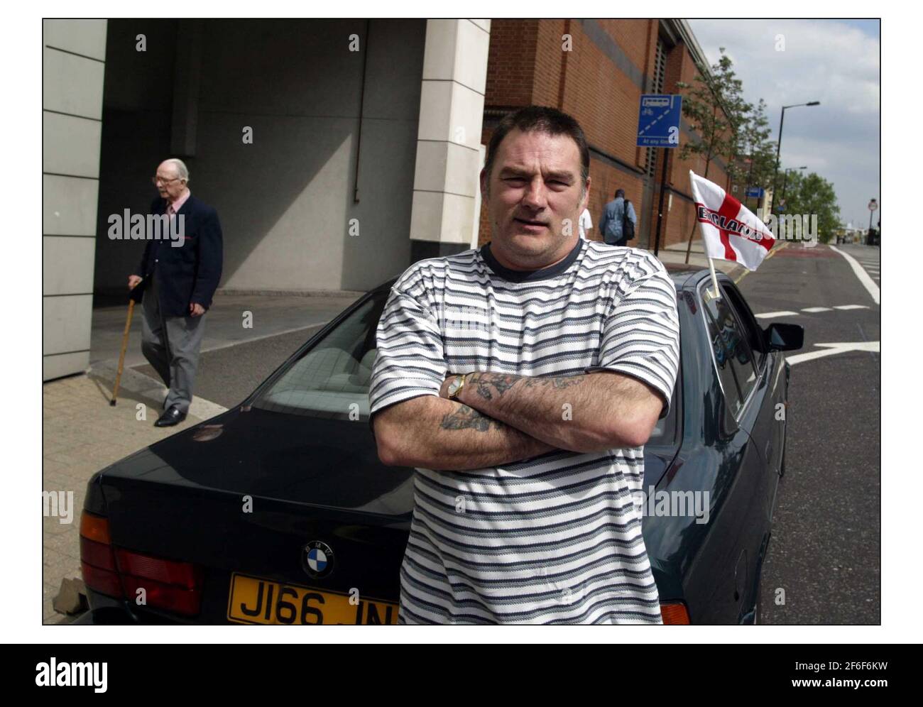 John Poole proud with his St. George flag.pic David Sandison 9/6/2004 ...
