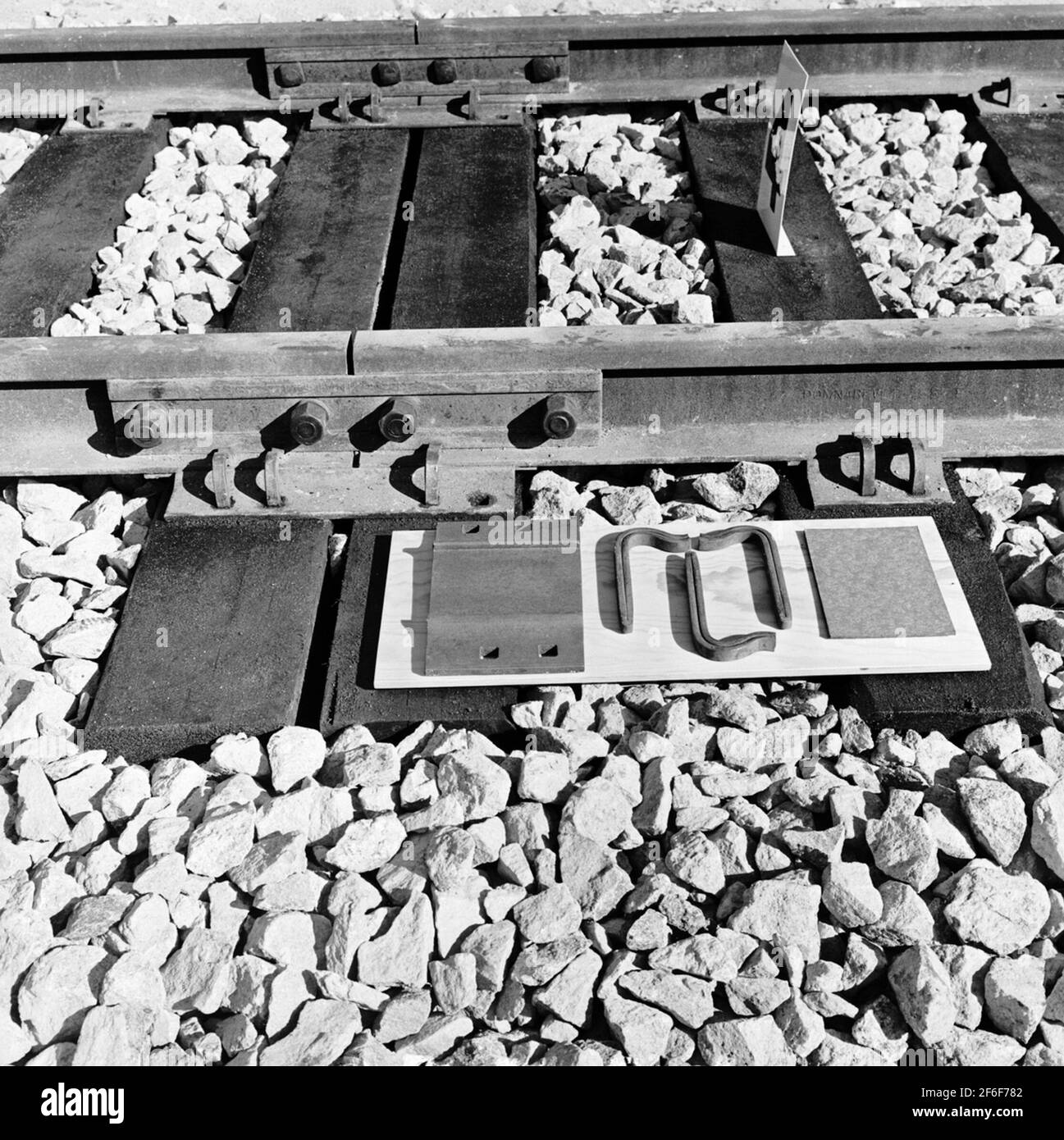 Sample on track facility, stun Stock Photo - Alamy