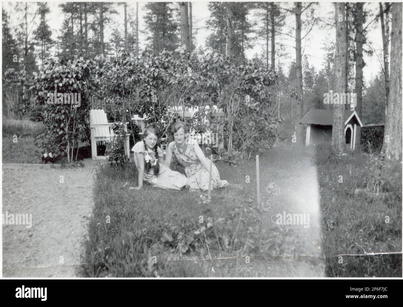 Sisters Ingeborg and Siri on Midsummer Day in 1932 Stock Photo - Alamy