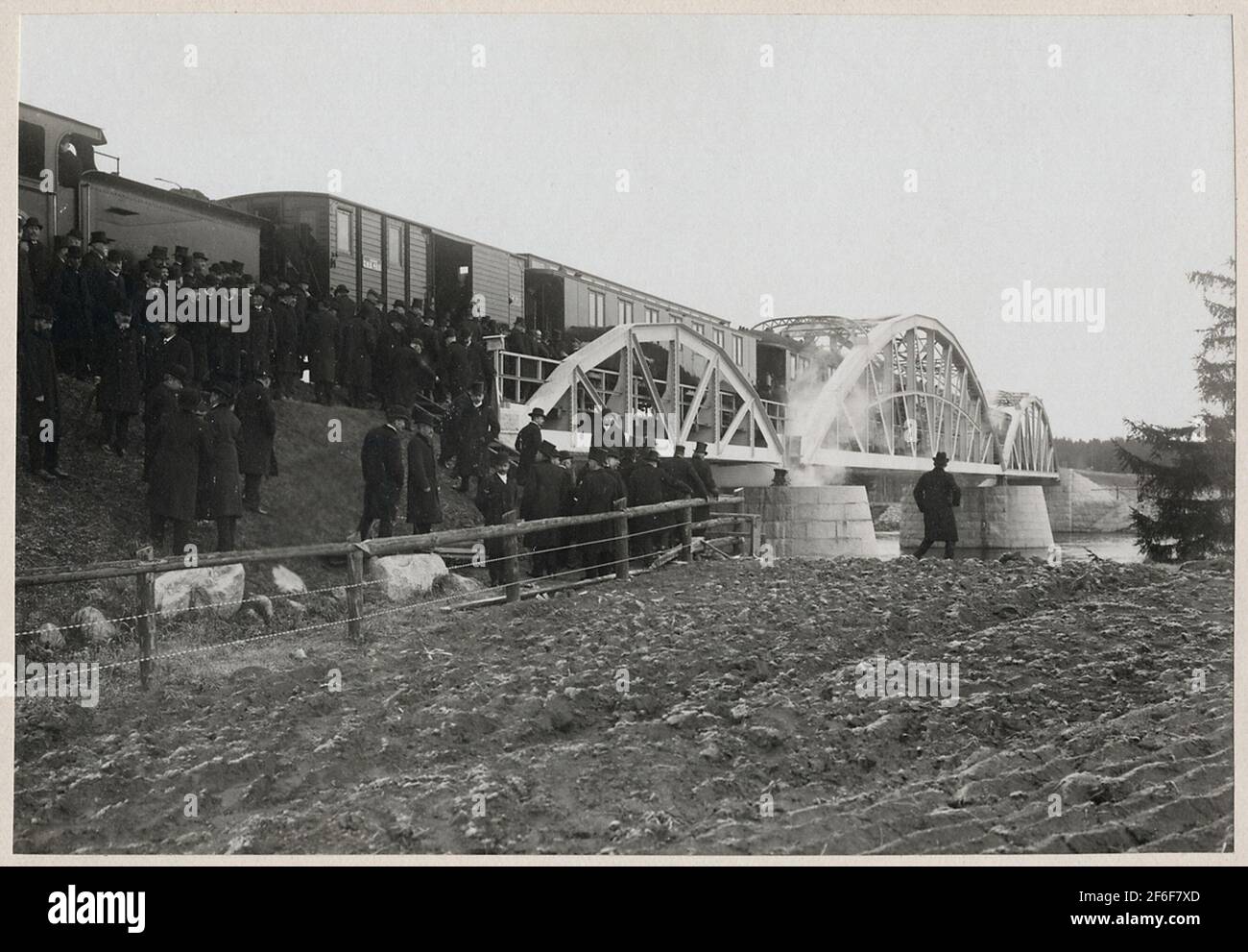 Stockholm - Västerås - Bergslagens railways, SWB. The railway bridge is ...
