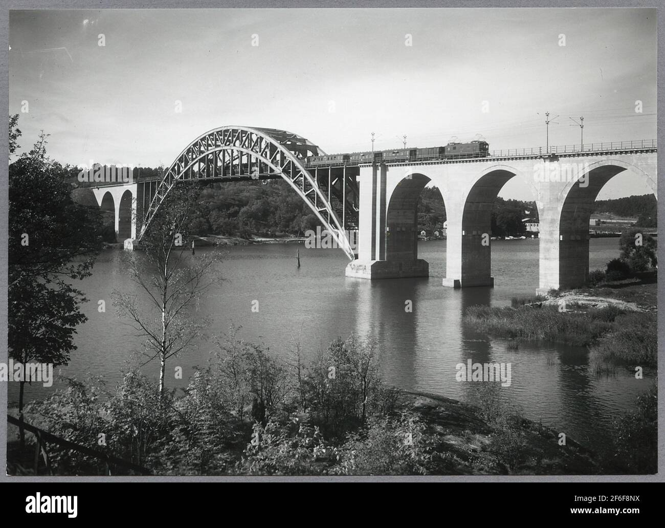 The Årstabron with passenger train Stock Photo - Alamy