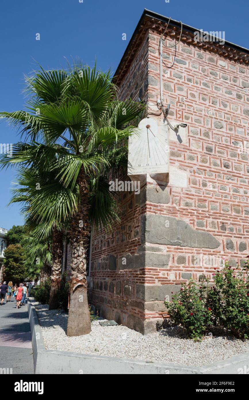 Sundial on Dzhumaya Mosque Plovdiv, Bulgaria Stock Photo - Alamy