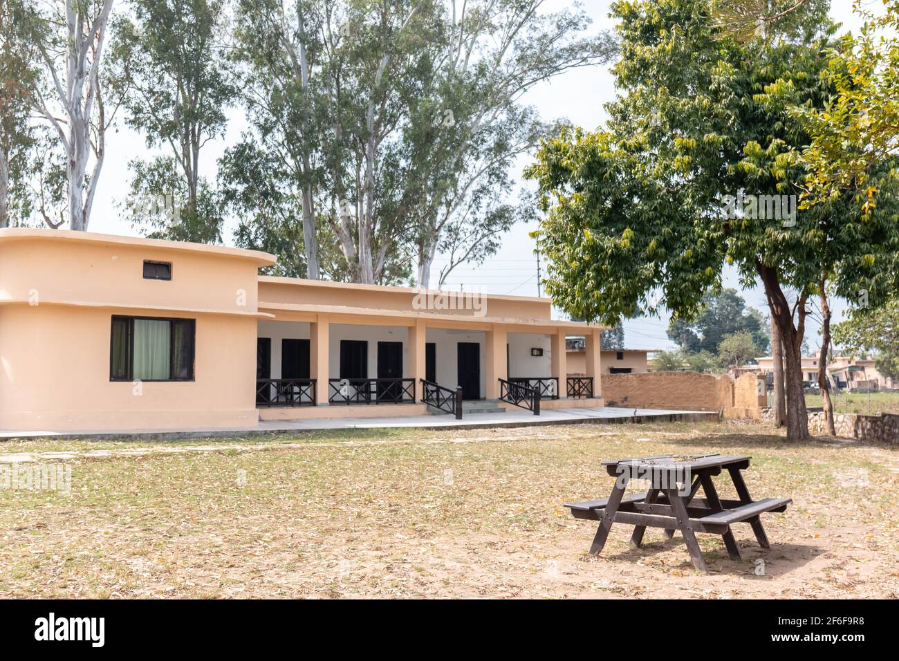 Dhikala forest rest house hi-res stock photography and images - Alamy
