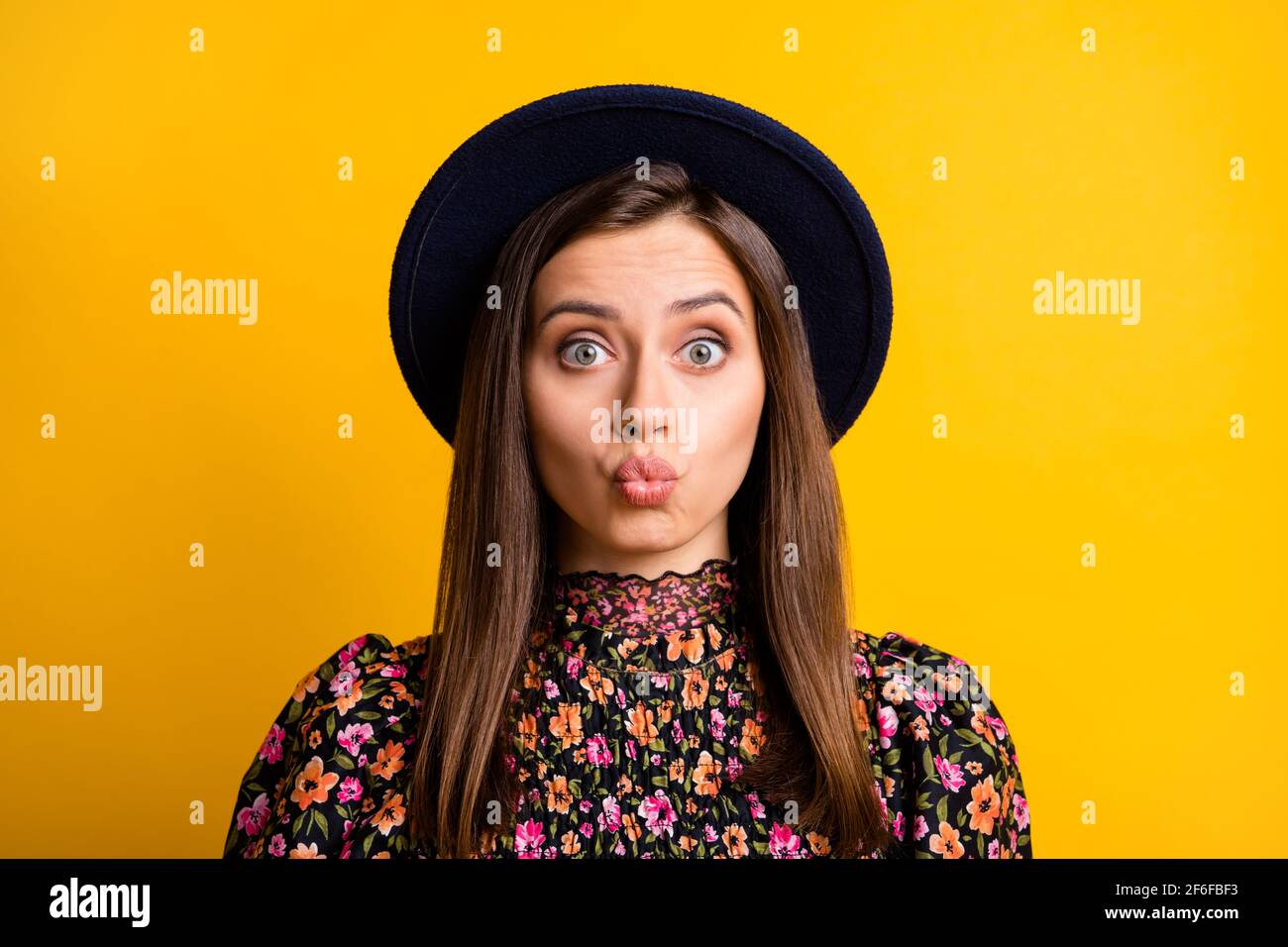 Photo of gorgeous lady kiss lips wear cap vintage clothing isolated on ...