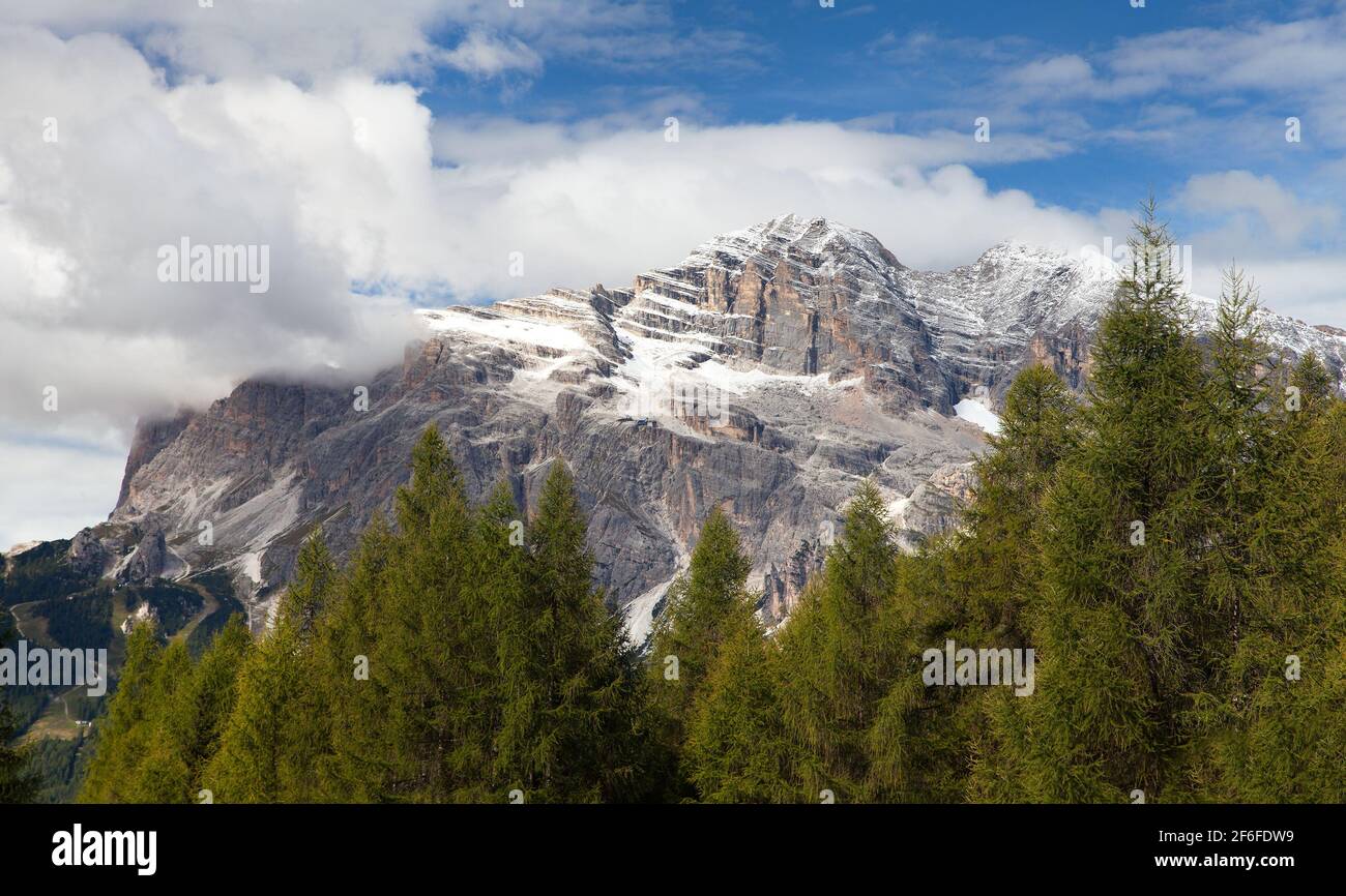 Tofana di dentro mezzo gruppe hi-res stock photography and images - Alamy
