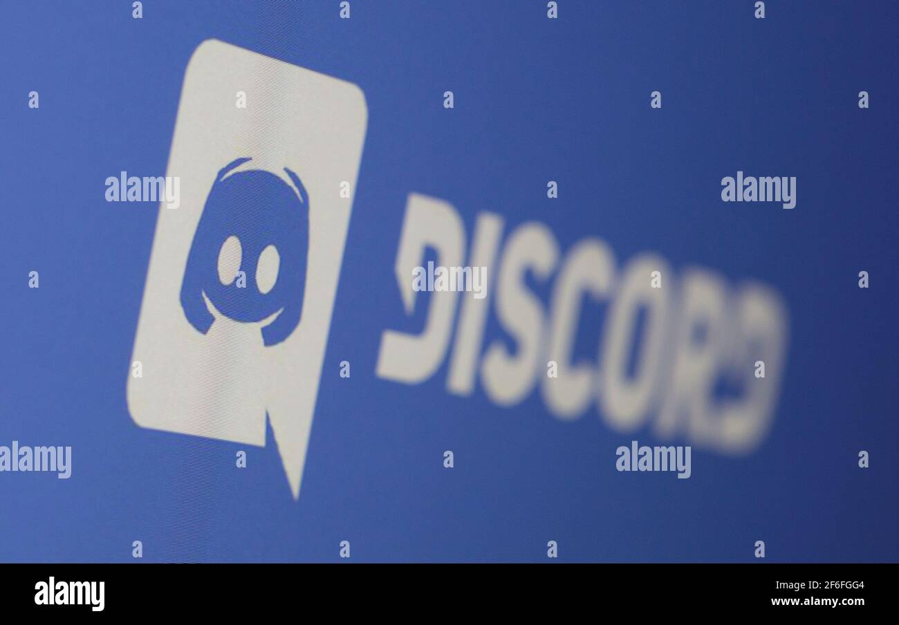 Discord logo hi-res stock photography and images - Alamy