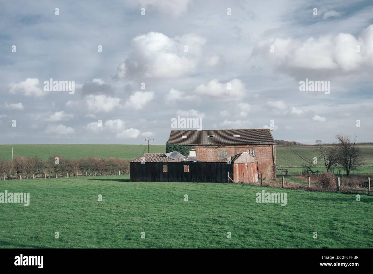 Old Farm Buildings, Rowling, Goodnestone, Kent, UK Stock Photo - Alamy