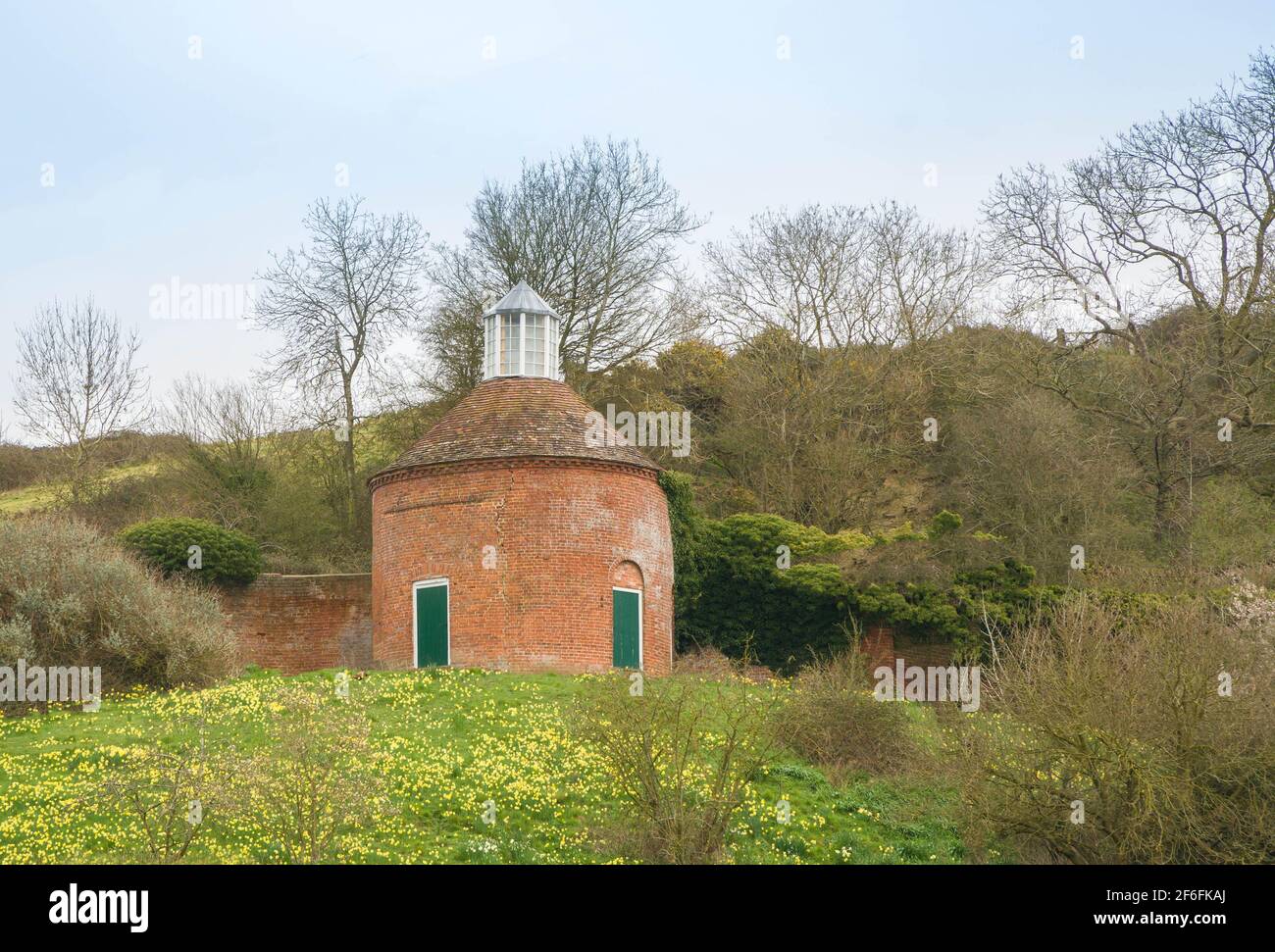 Dovecote building buildings hi-res stock photography and images - Alamy