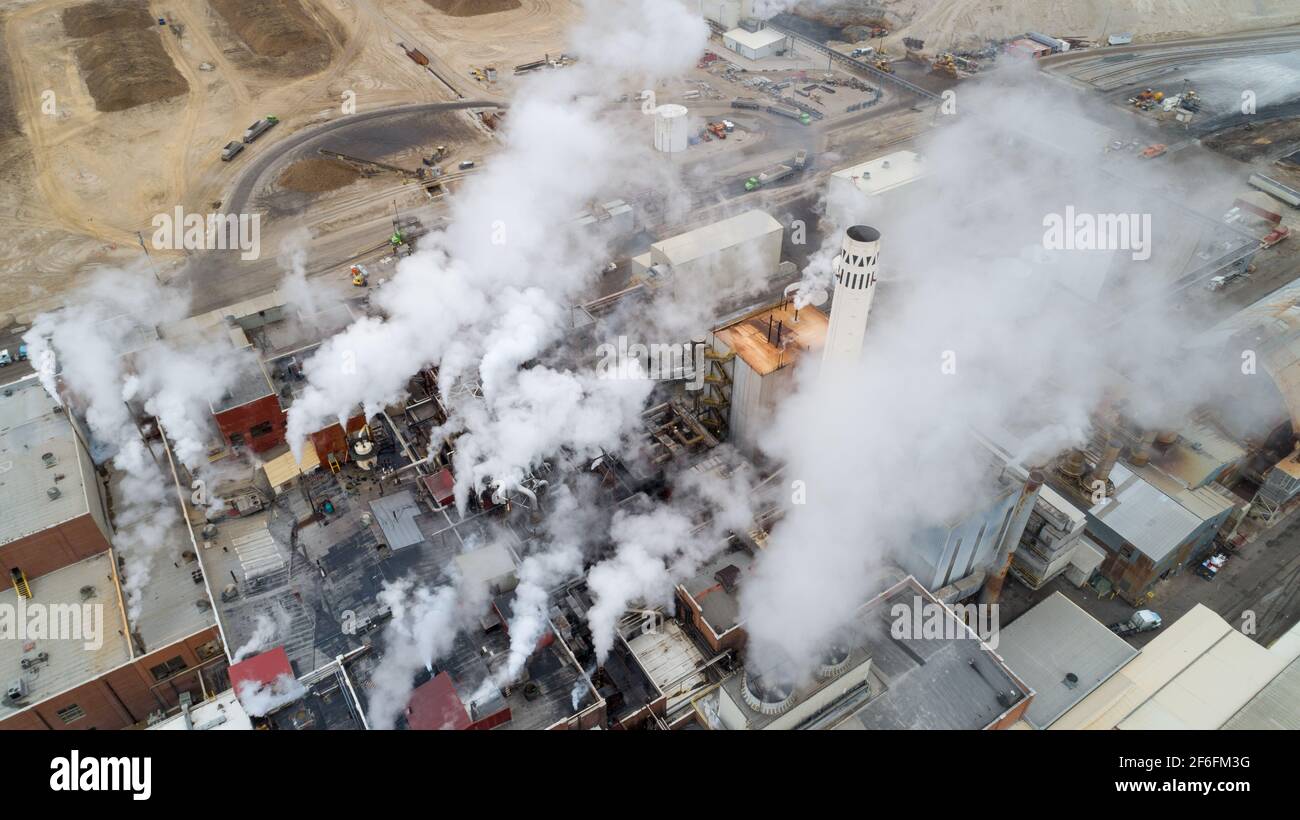 Factory pollution hi-res stock photography and images - Alamy