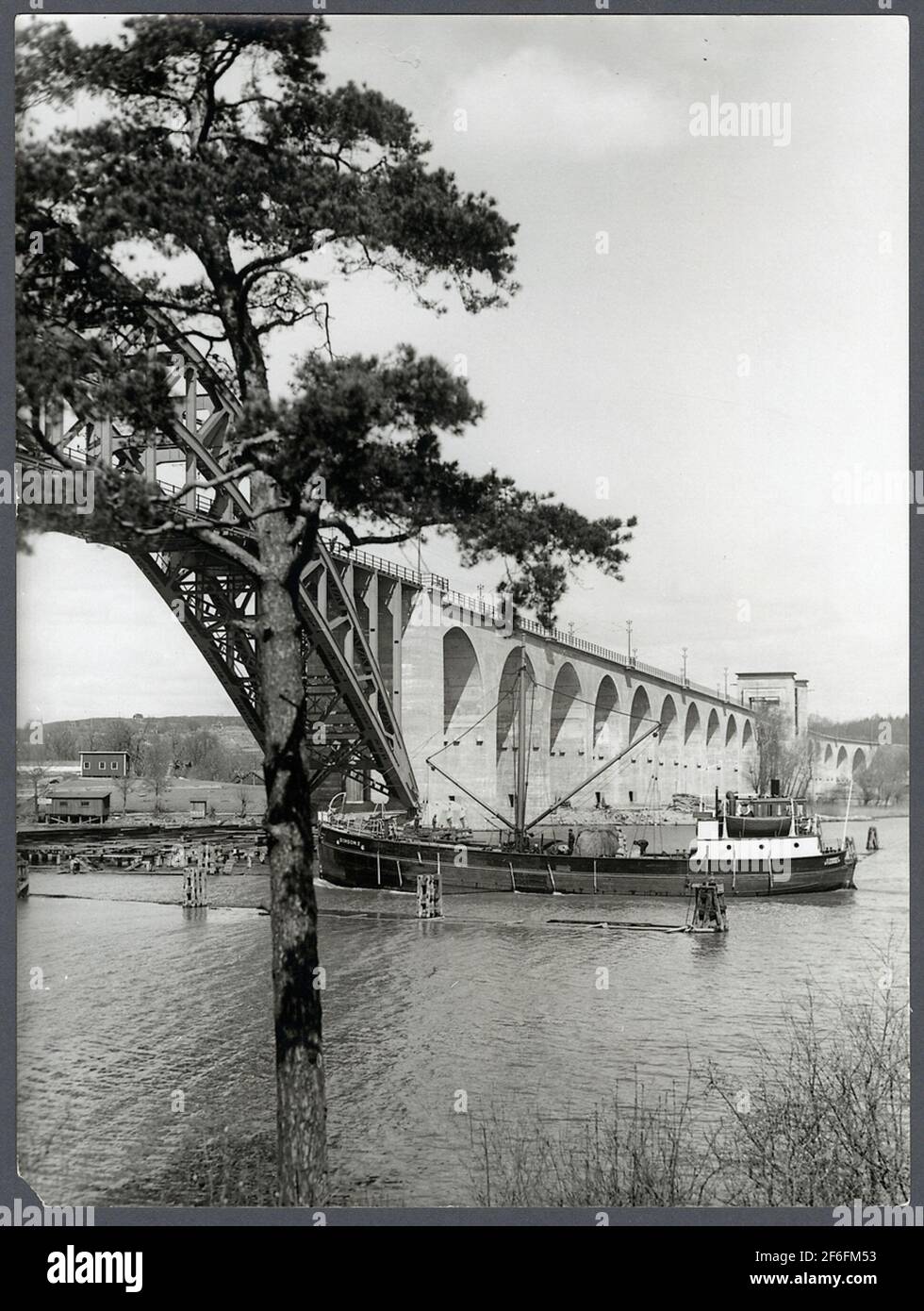 The Årstabron and vessels named Simson X Stock Photo - Alamy