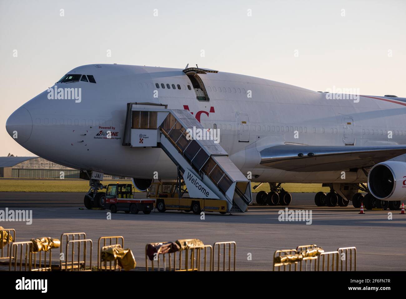 Boeing 747 cargo loading hi-res stock photography and images - Alamy