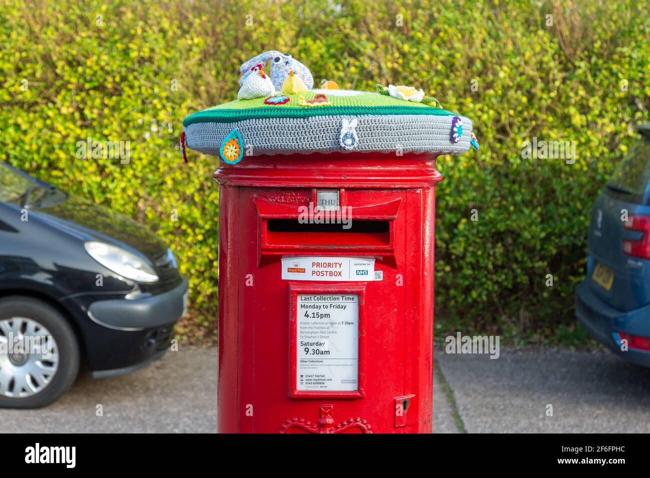 Random acts of crochet kindness hi-res stock photography and images - Alamy