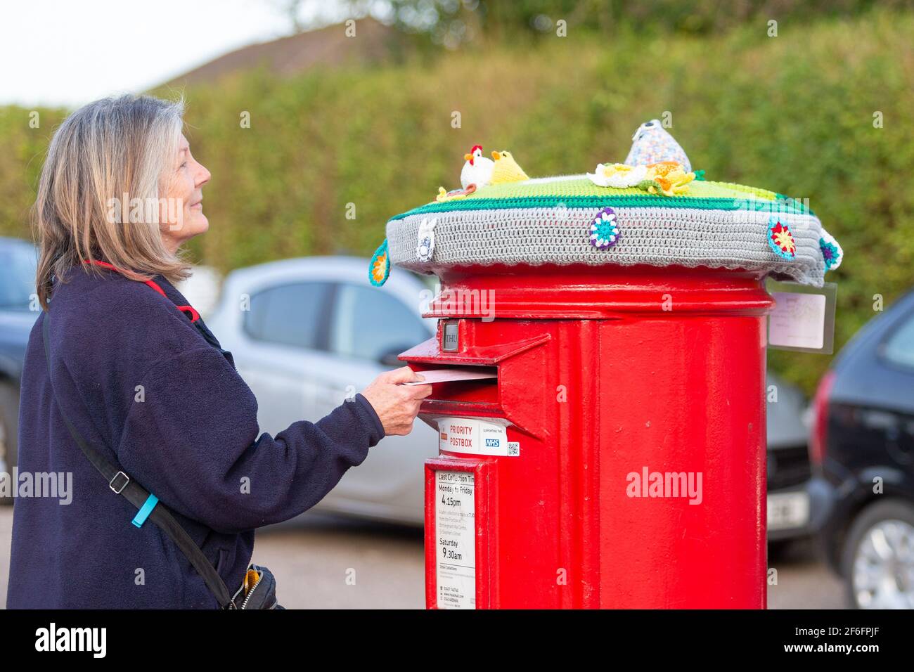 Random acts of crochet kindness hi-res stock photography and images - Alamy