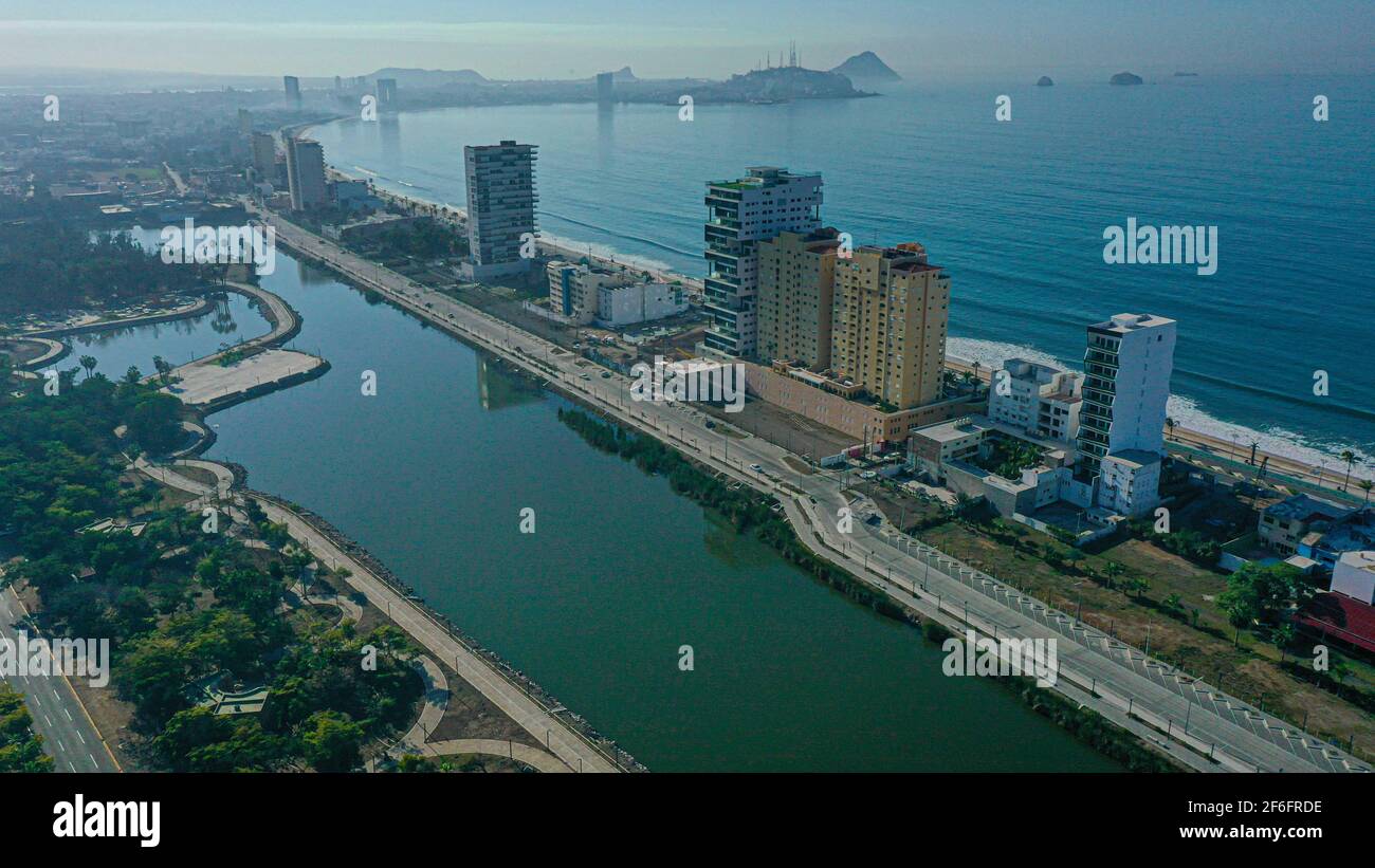 Mazatlan, Sinaloa, Mexico. Playa o bahia, destino turistico en el ...