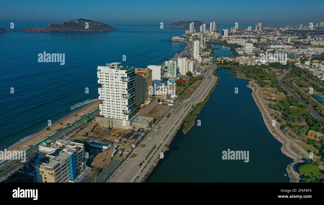 Mazatlan, Sinaloa, Mexico. Playa o bahia, destino turistico en el ...