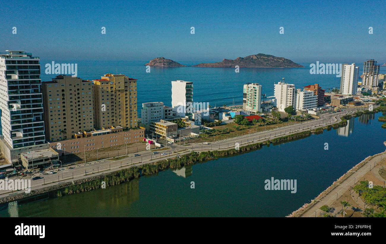 Mazatlan, Sinaloa, Mexico. Playa o bahia, destino turistico en el ...