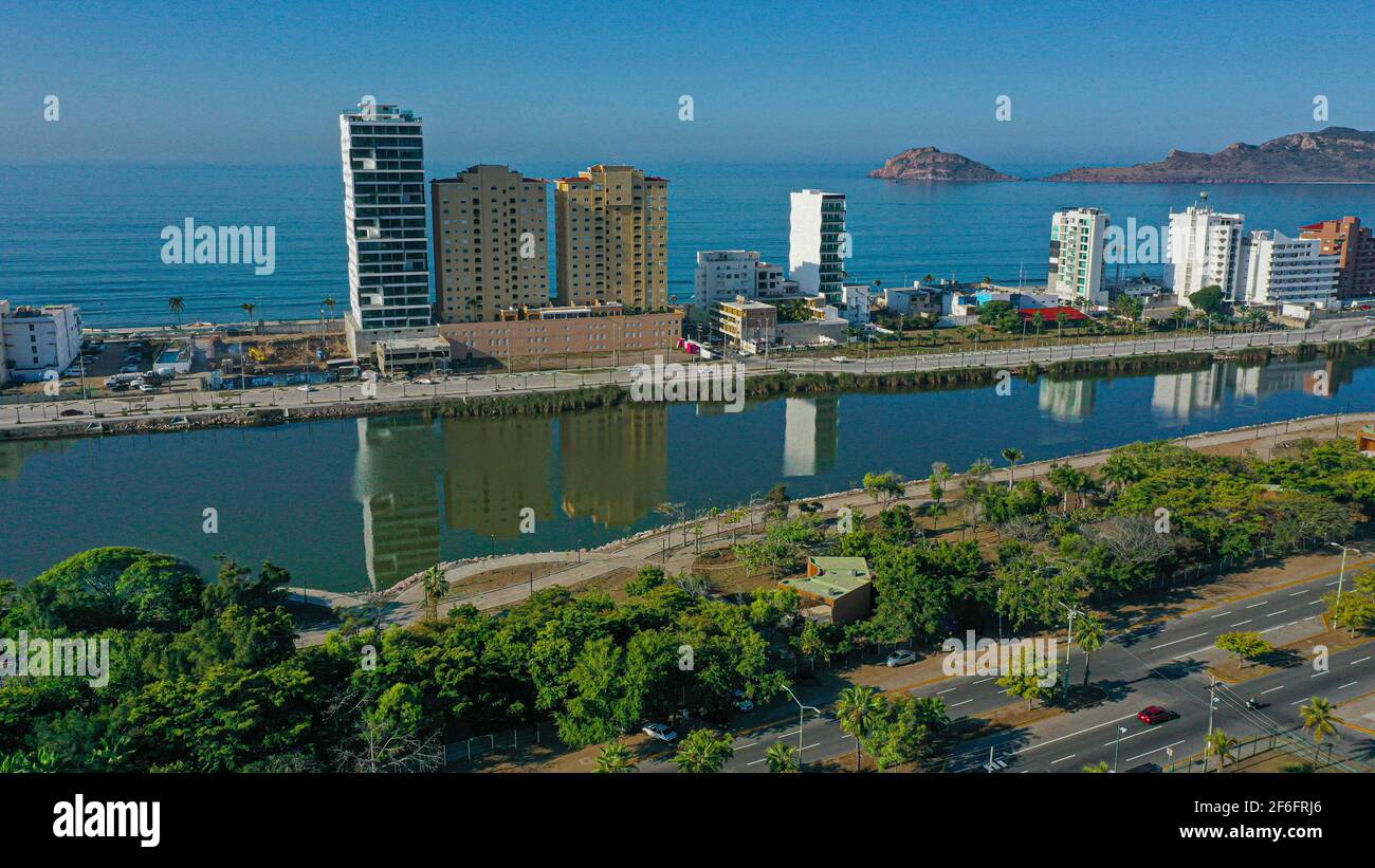 Mazatlan, Sinaloa, Mexico. Playa o bahia, destino turistico en el ...
