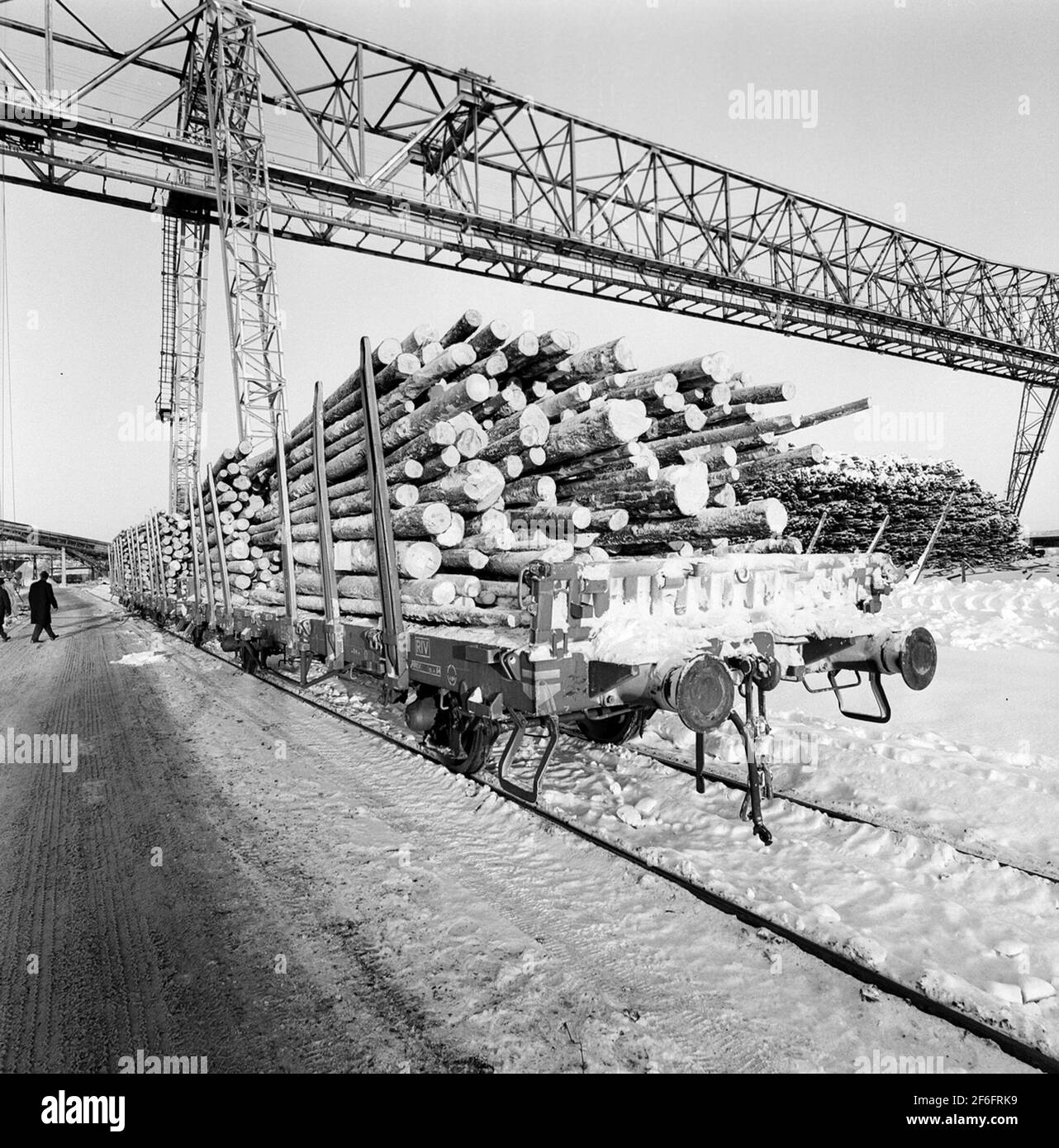 Massaved transport ridges-Sundsvall, SUC. SJ Ore cart. Bridge Stock ...