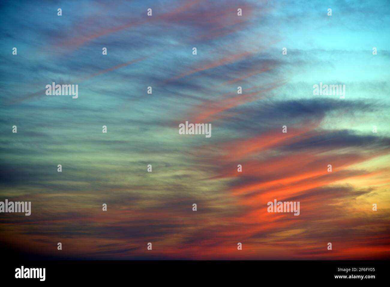 Beautiful dramatic sky hi-res stock photography and images - Alamy