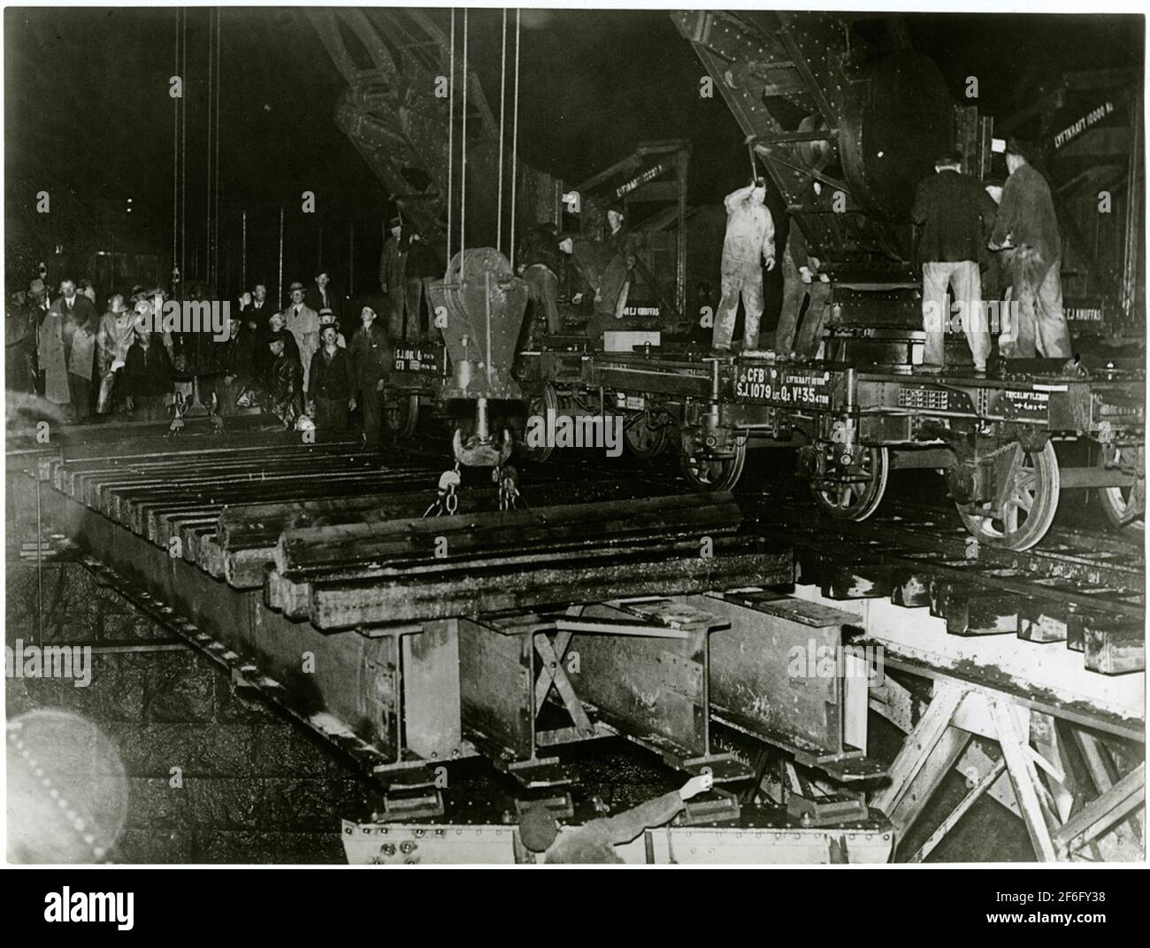 The source bridge, input of the northern span Stock Photo - Alamy
