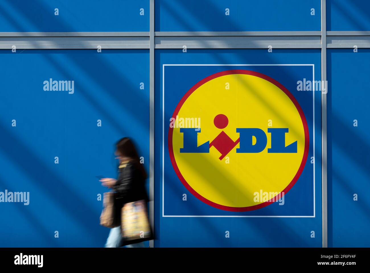 Warsaw, Poland, Sept 2020: Logo of Lidl store. Lidl company sign ...