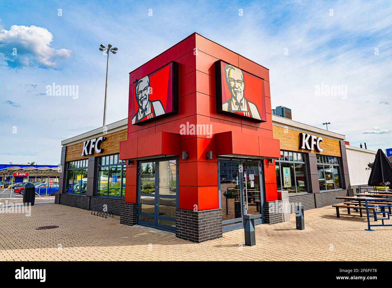Kfc store front hi-res stock photography and images - Alamy