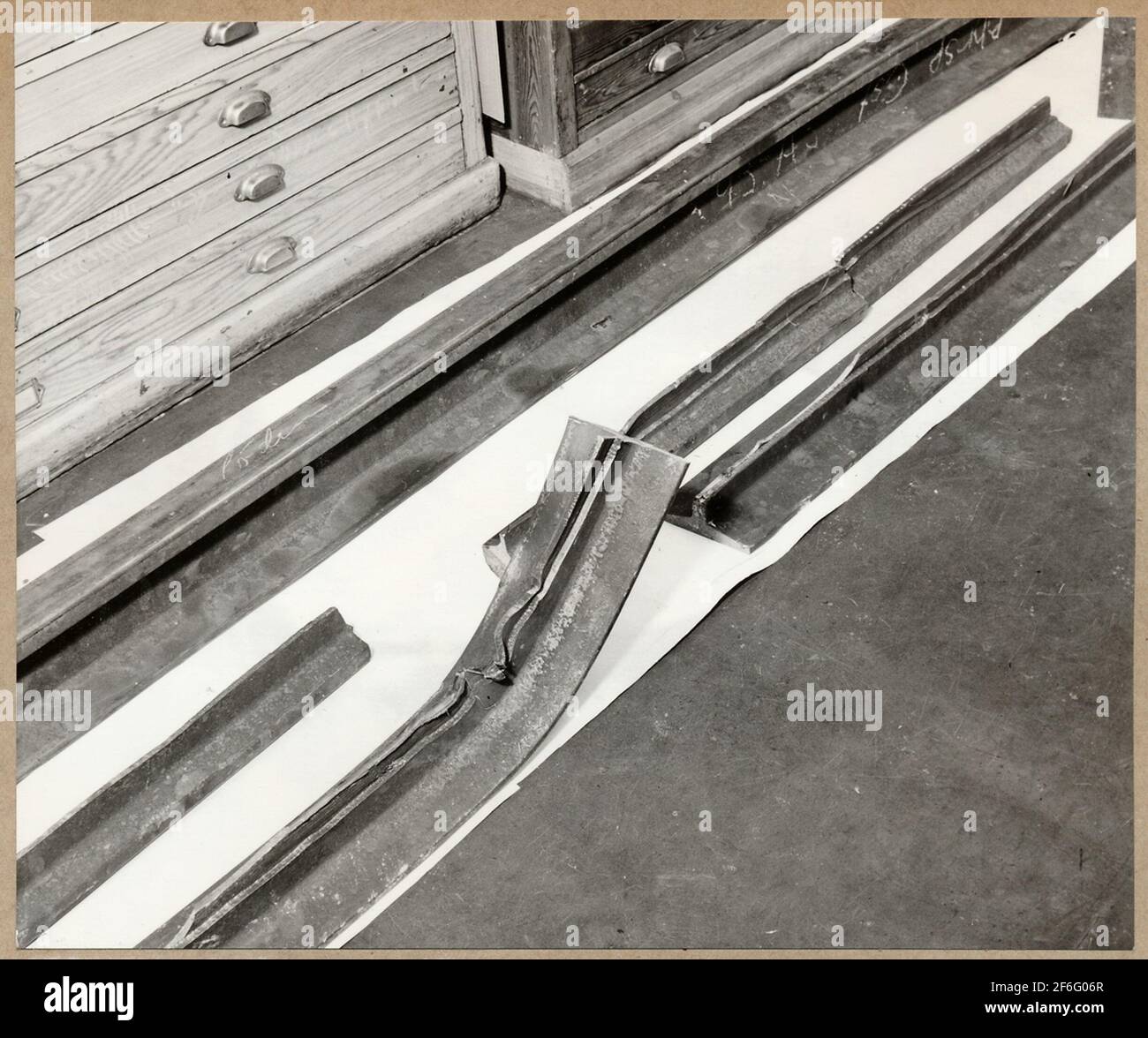 Rail break in rail Stock Photo - Alamy