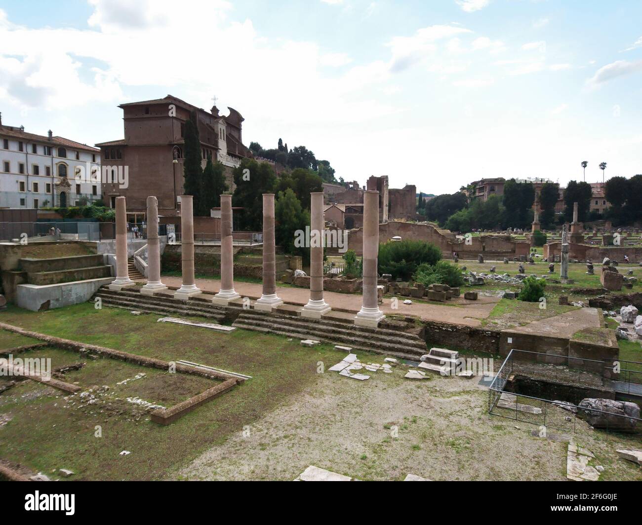 Roman Forum view of Tempio della Pace and Fori Imperiali from streets ...