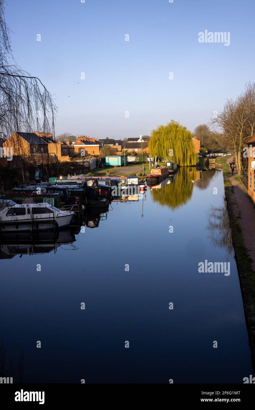 Chesterfield canal retford hi-res stock photography and images - Alamy