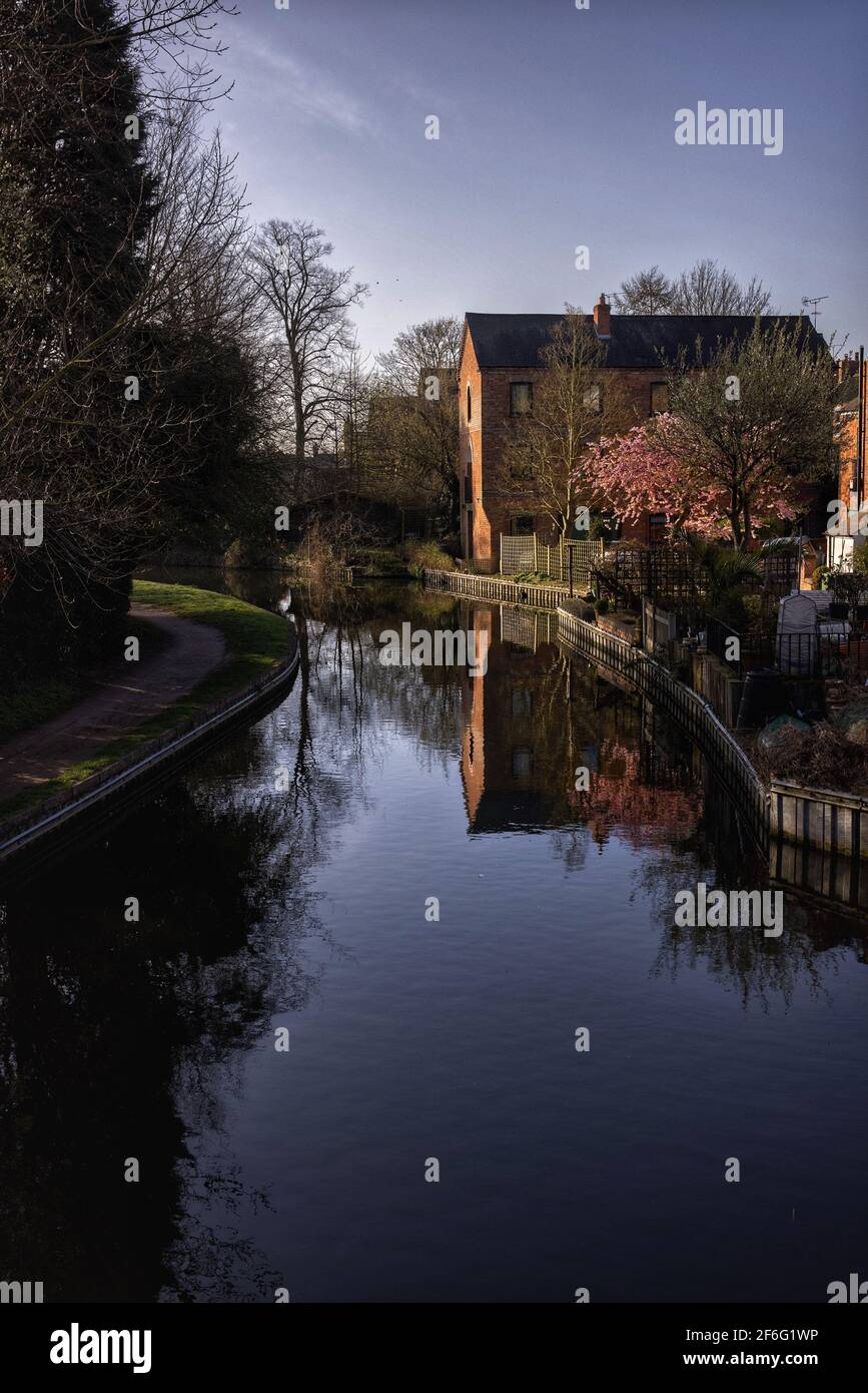 Chesterfield canal retford hi-res stock photography and images - Alamy