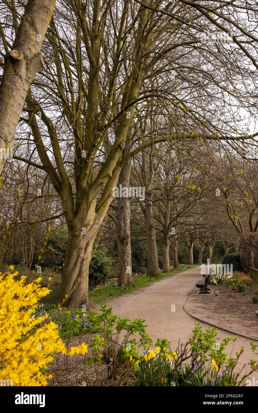 Chesterfield canal retford hi-res stock photography and images - Alamy