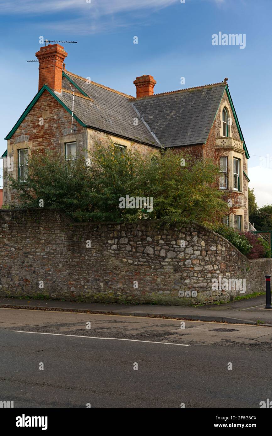 Victorian home in winter hi-res stock photography and images - Alamy