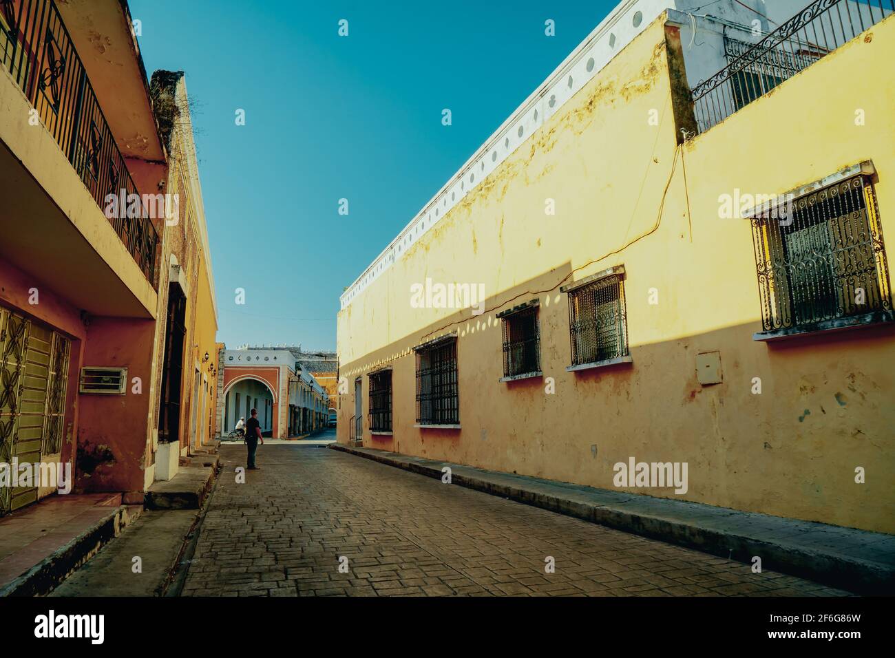 "Izamal" Mexican Old Spanish Magic Town in Yukatan, Mexico Stock Photo ...