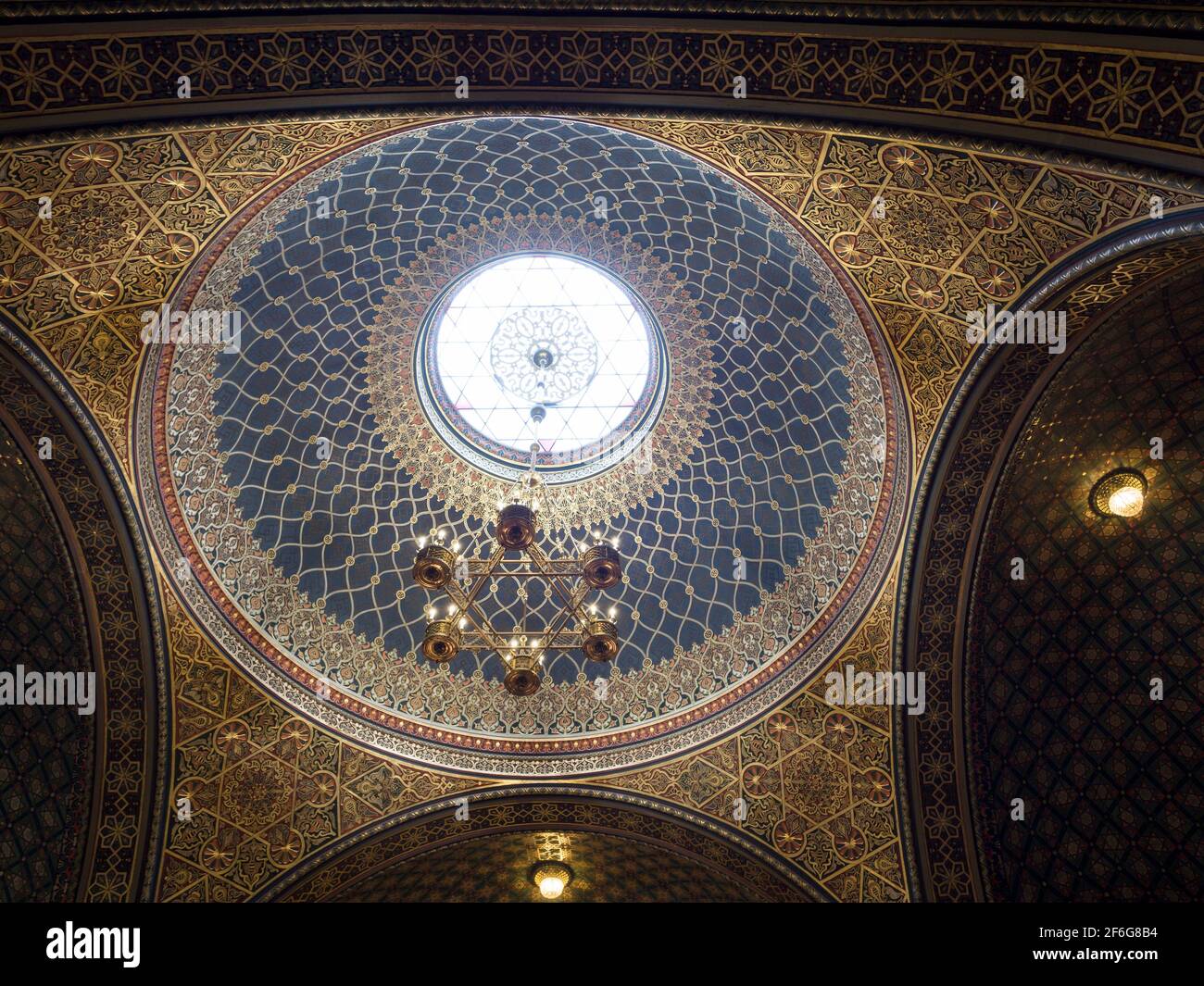 The Central Dome above the main hall of the Spanish Synagogue ...