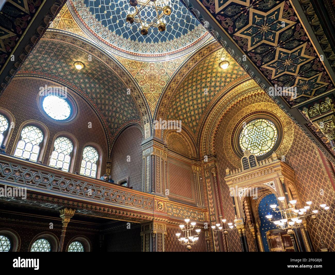 The ceiling and front of the Spanish Synagogue in Prague: The ceiling ...