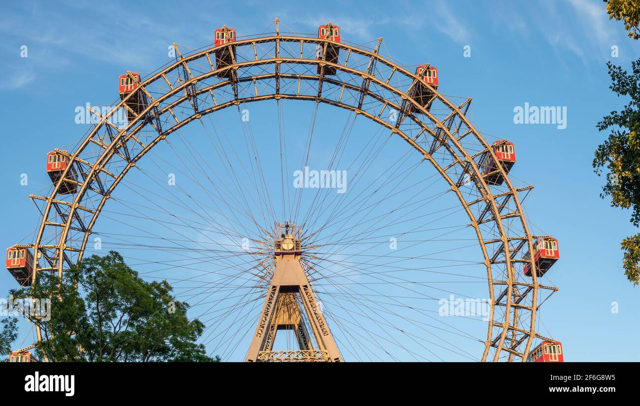The Prater Ferris Wheel: Riesenrad Wurstelprater: Vienna's famous ...