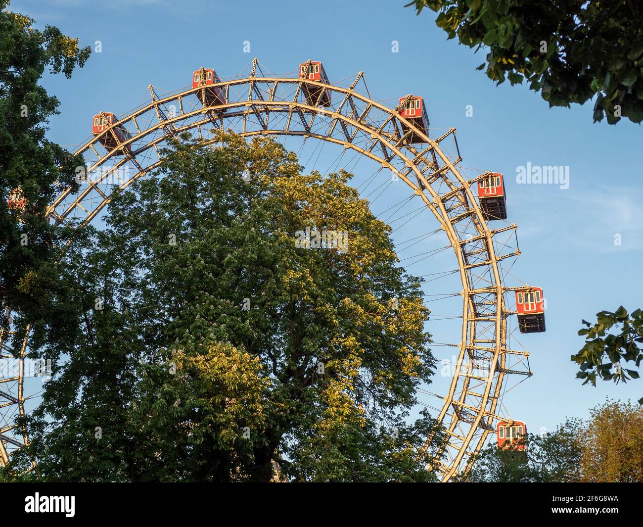 The Prater Ferris Wheel: Riesenrad Wurstelprater: Vienna's famous ...
