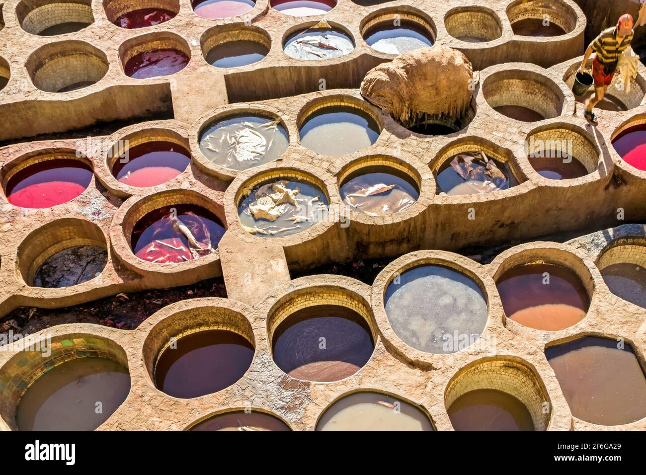 Vats of yellow paint hi-res stock photography and images - Alamy