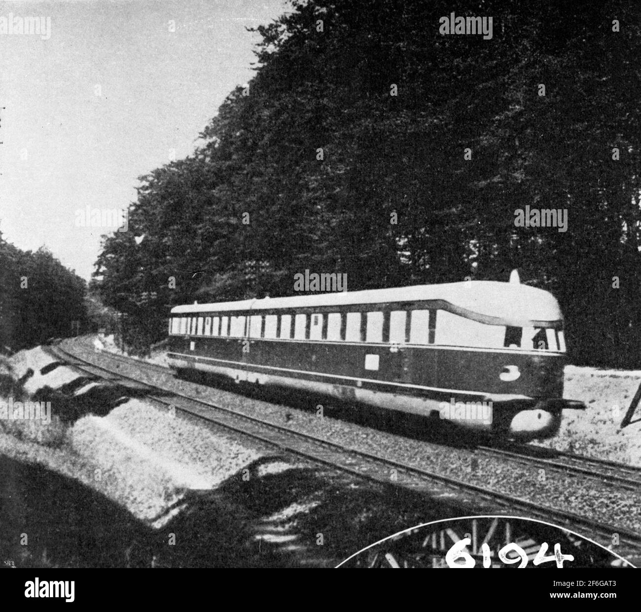 (Deutsche Reichsbahn) Dr "Flying Hamburger", DRG Class SVT 877 Hamburg ...