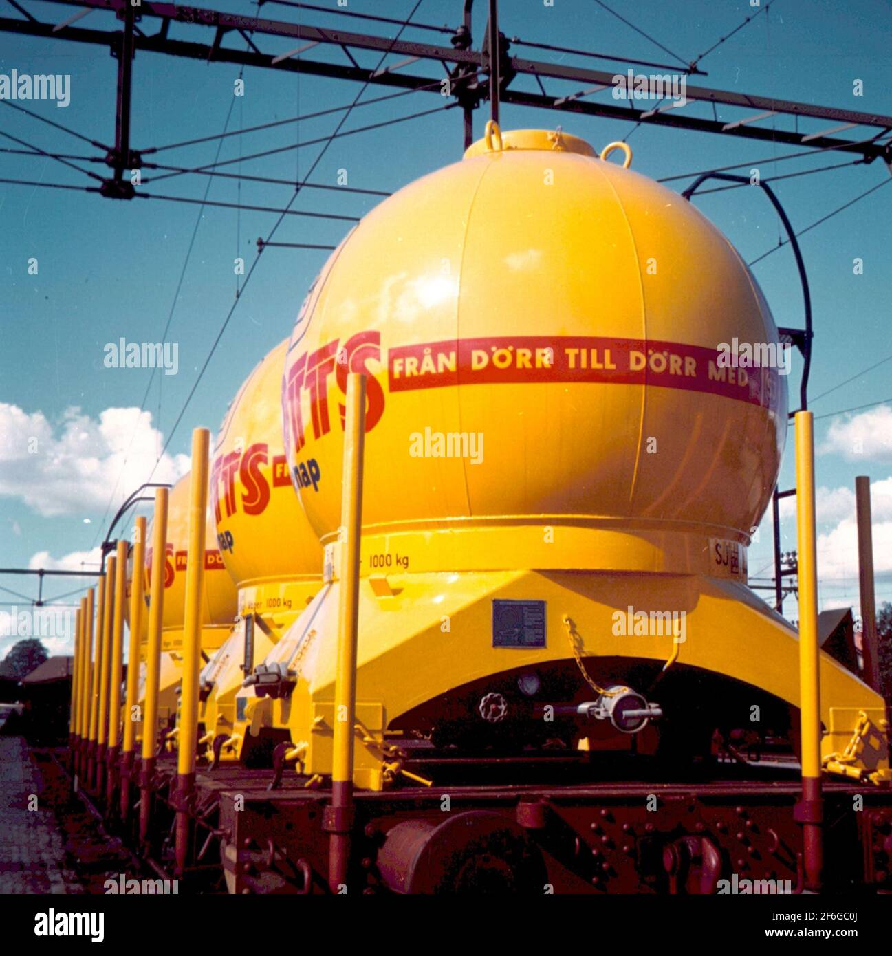 Mass goods containers, "Slotts mustard Stock Photo - Alamy